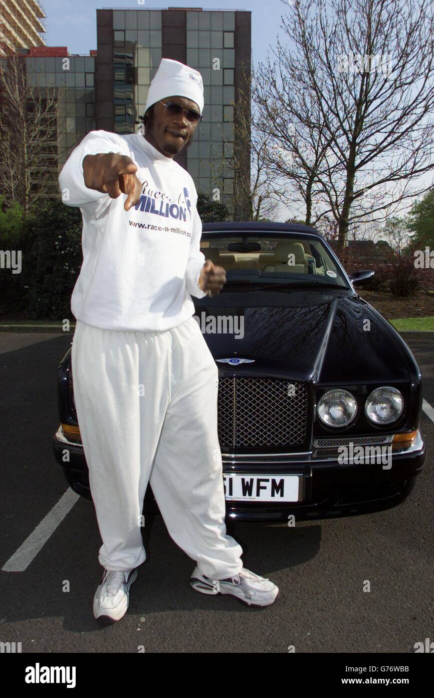 Harrison prepares for Long bout Stock Photo - Alamy