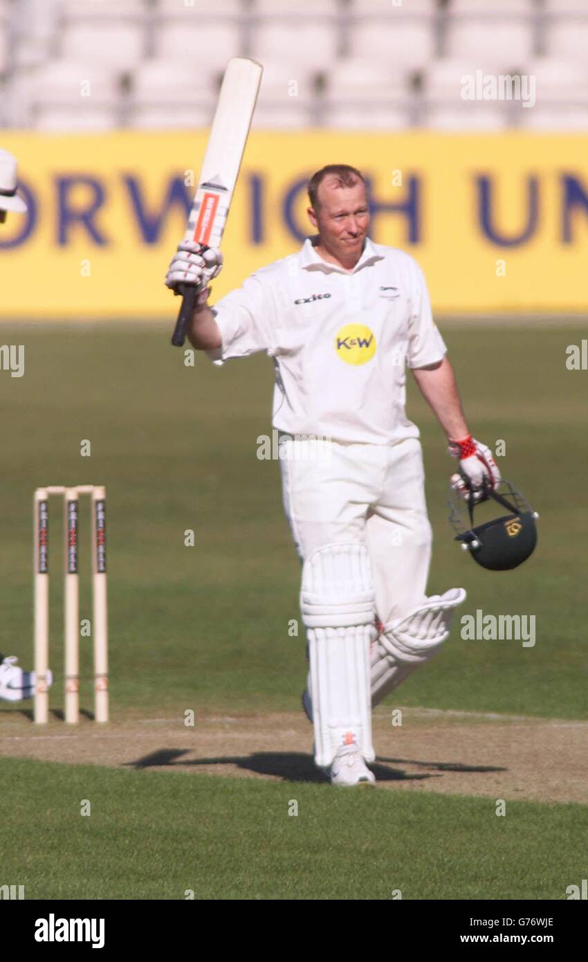 Who has announced his retirement from first class cricket hi-res stock ...