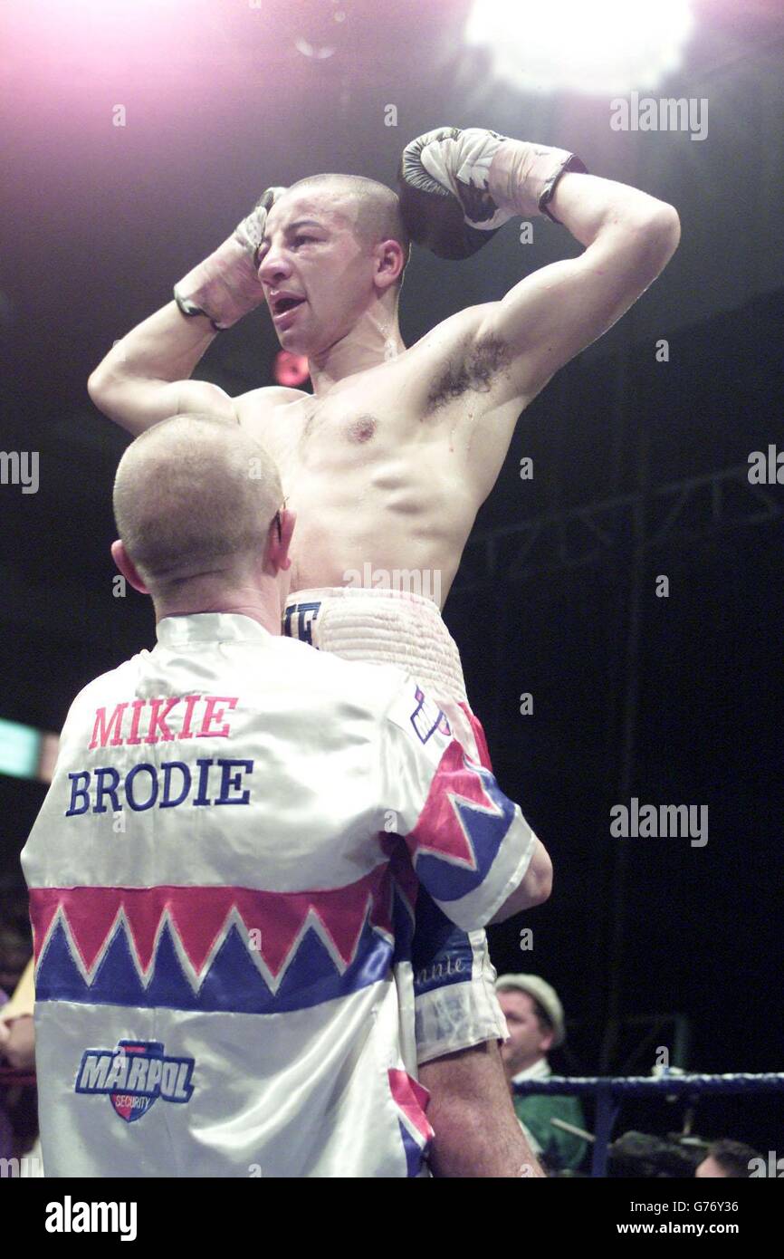 Manchester's Michael Brodie celebrates his points decision over ...