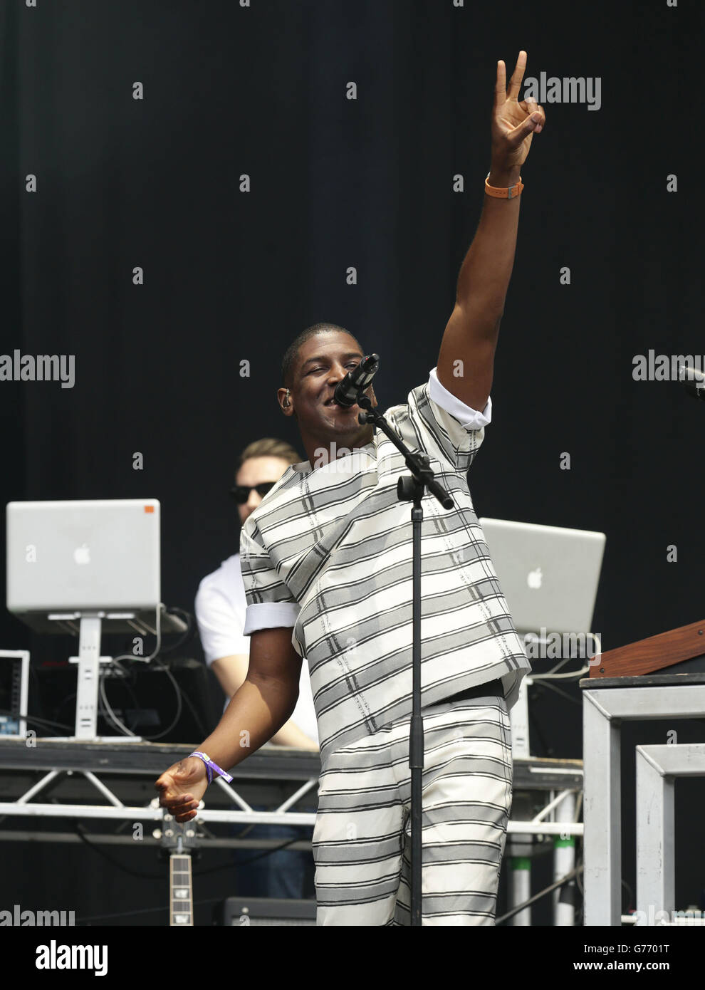 Wireless Festival - London. Labrinth performing on the Main Stage at ...