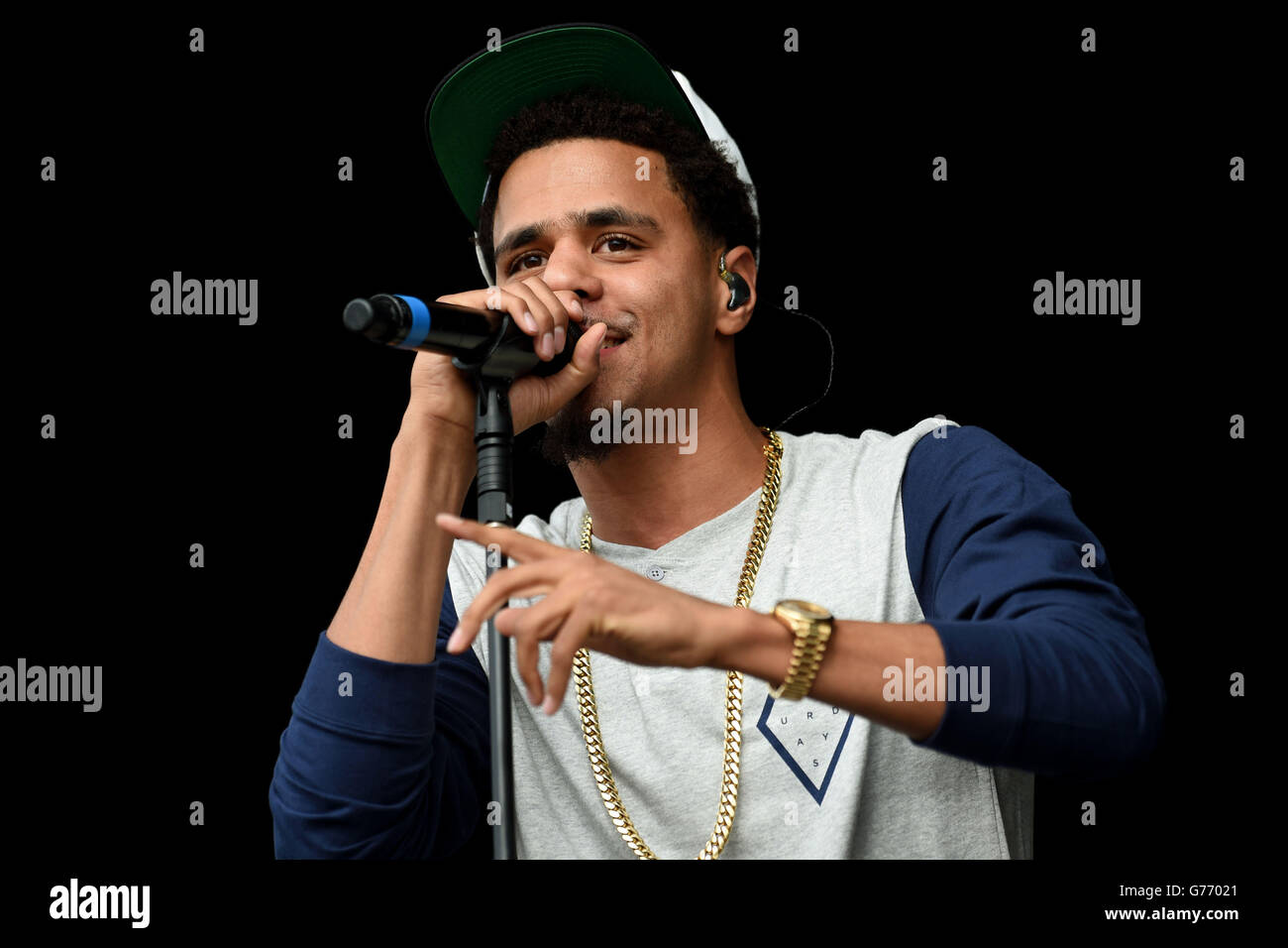 J Cole performing on stage during day two of the Wireless Festival at ...