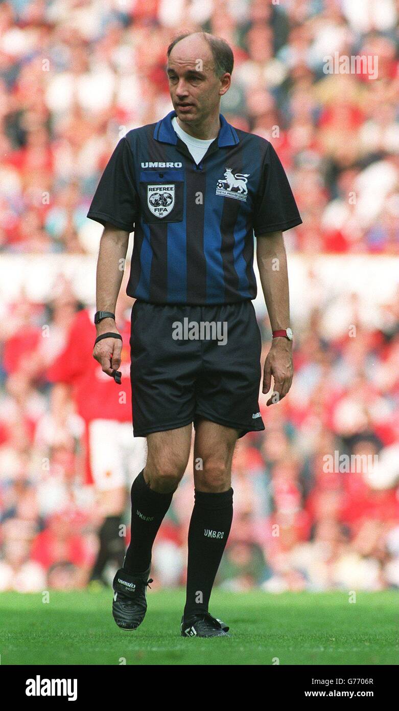 David elleray hi-res stock photography and images - Alamy