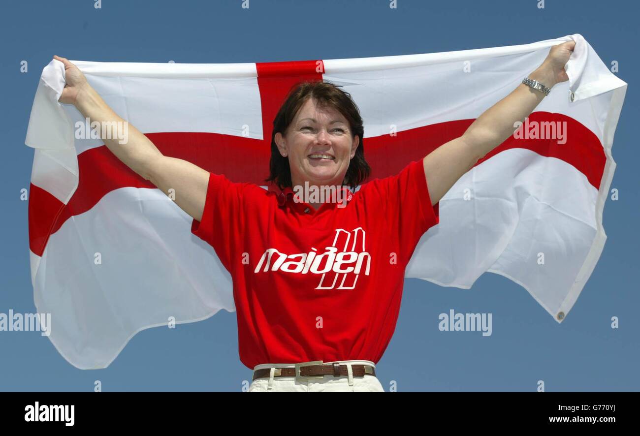 Tracy Edwards welcomes home her record breaking catamaran Maiden II to ...