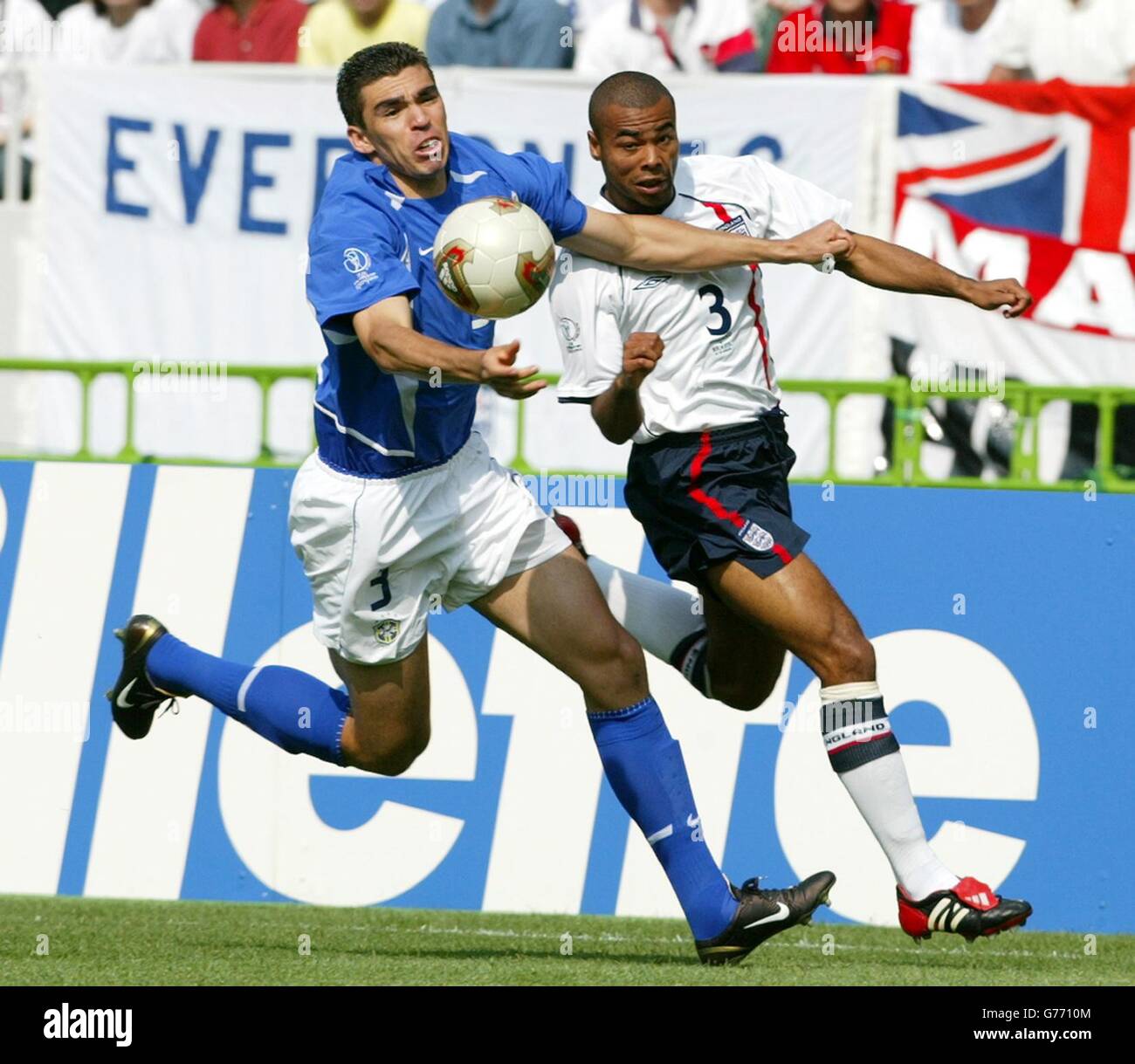 World cup 2002 brazil england hi-res stock photography and images - Alamy