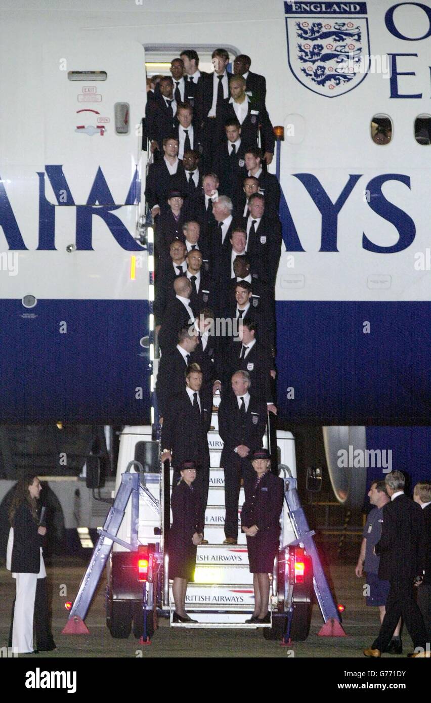 England team arrive home Stock Photo - Alamy