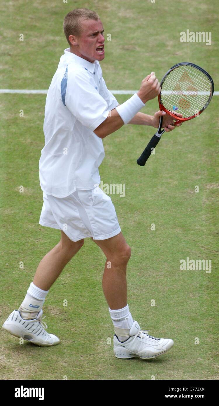 Hewitt celebrates at Wimbledon 2002 Stock Photo - Alamy