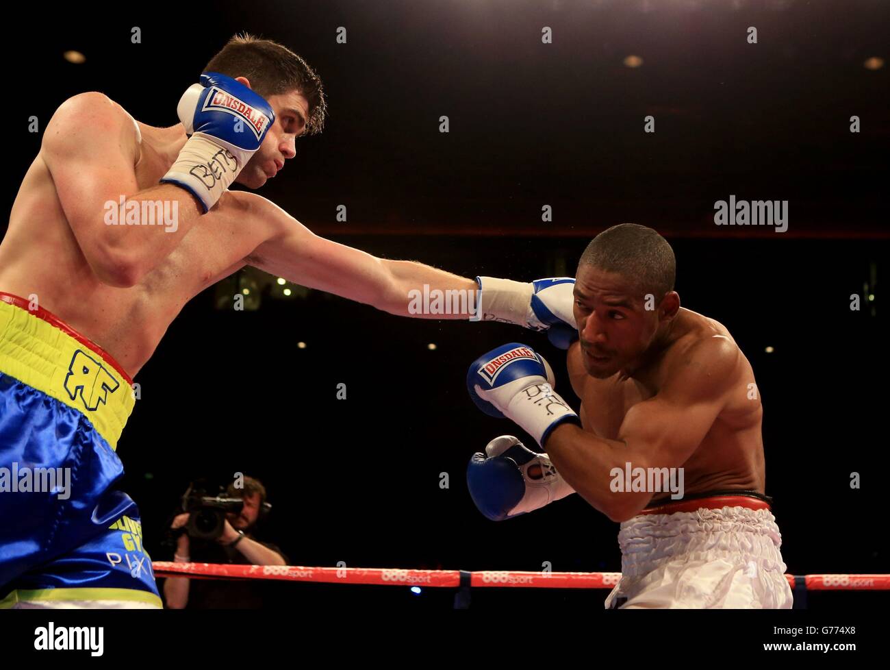 Boxing - Echo Arena Stock Photo - Alamy