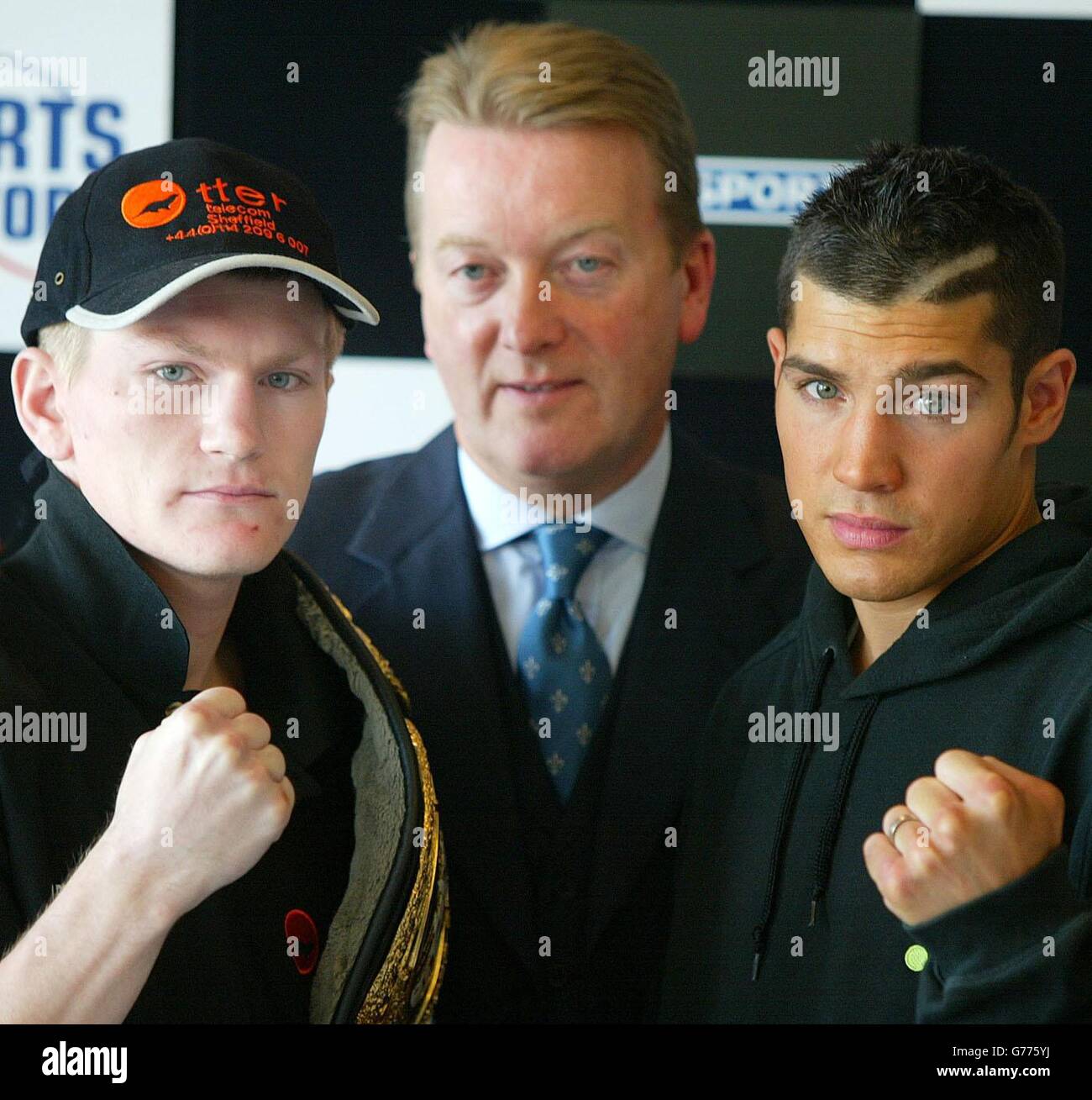 Ricky Hatton (L) the WBU Light-Welterweight World Champion with ...
