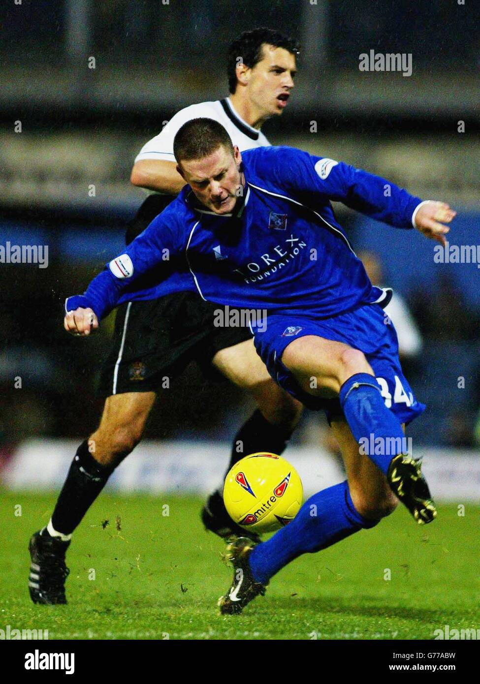 Oldham v stockport hi-res stock photography and images - Alamy