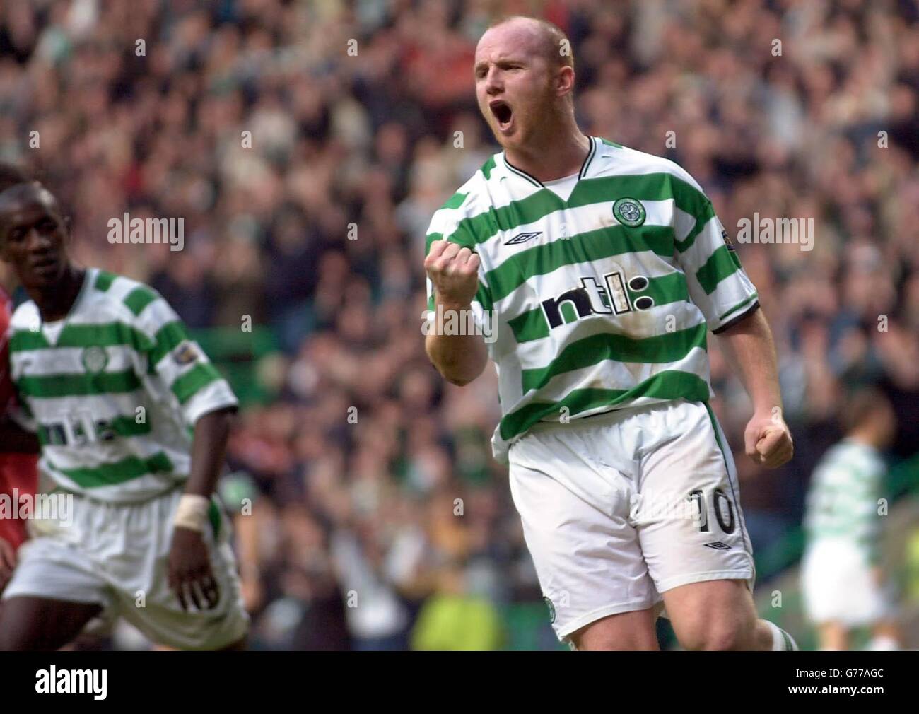 Sport football clenched fist nov2002 john hartson hi-res stock ...