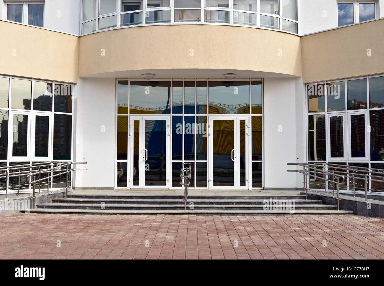 Office building generic hi-res stock photography and images - Alamy