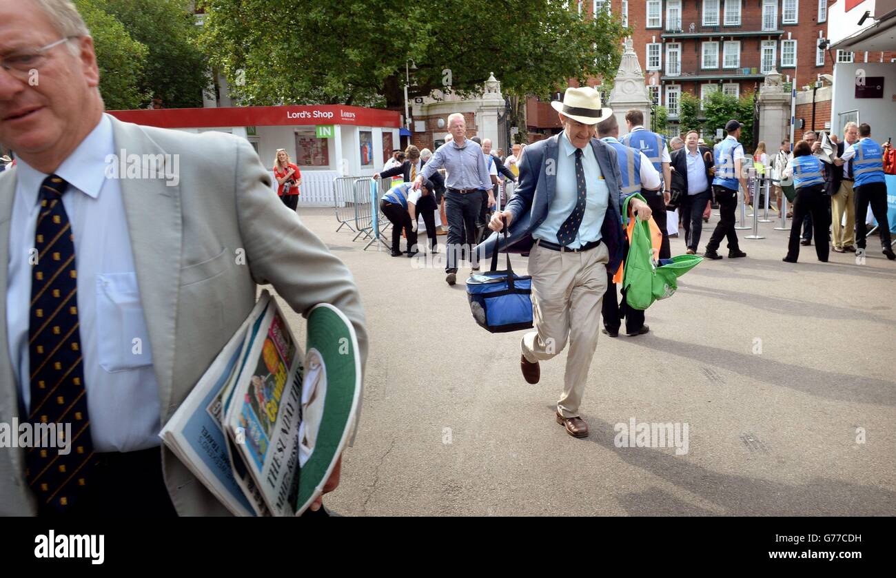 MCC Members arrive ahead of day four of the second test at Lord's ...