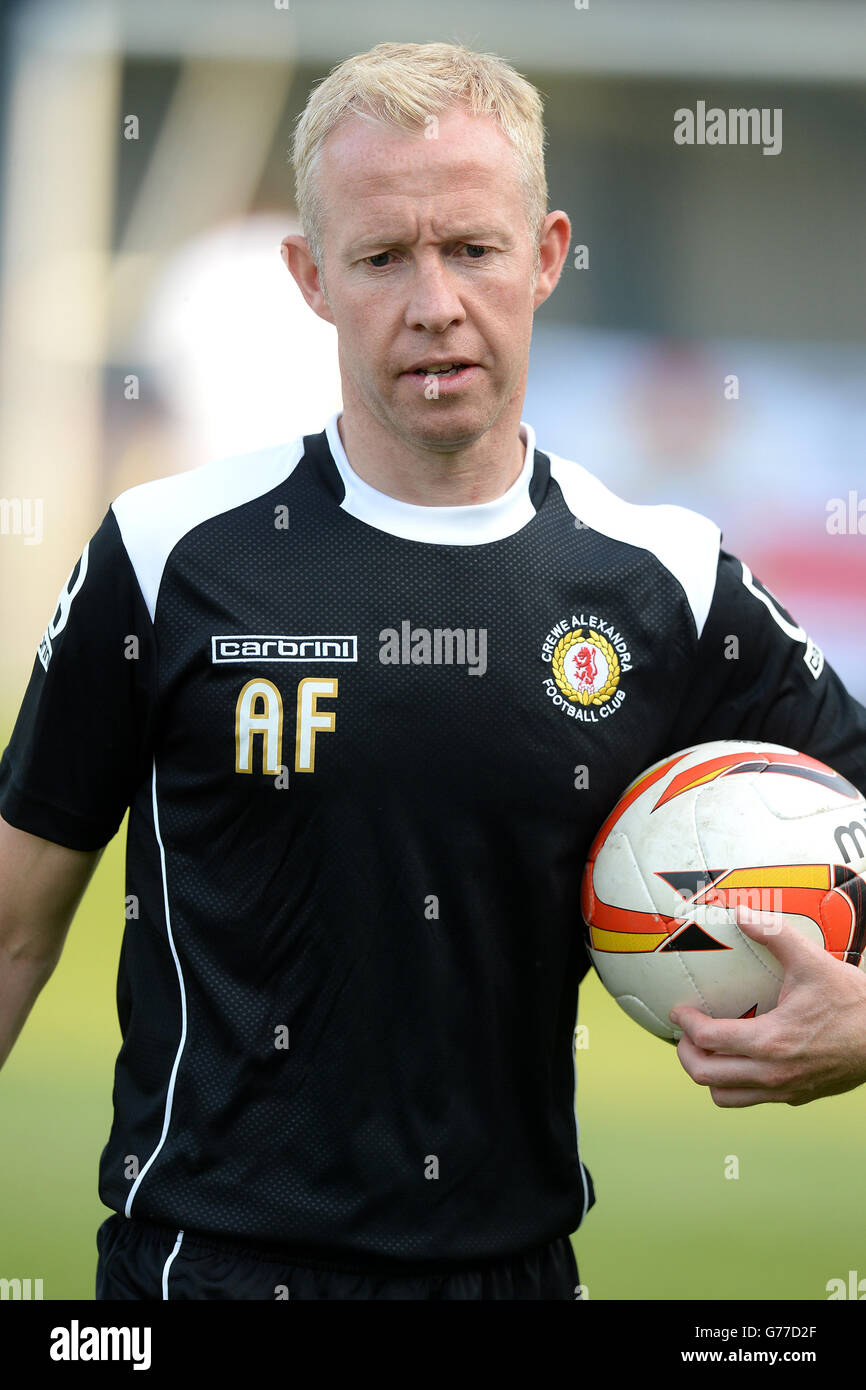 Alexandra coach park hi-res stock photography and images - Alamy