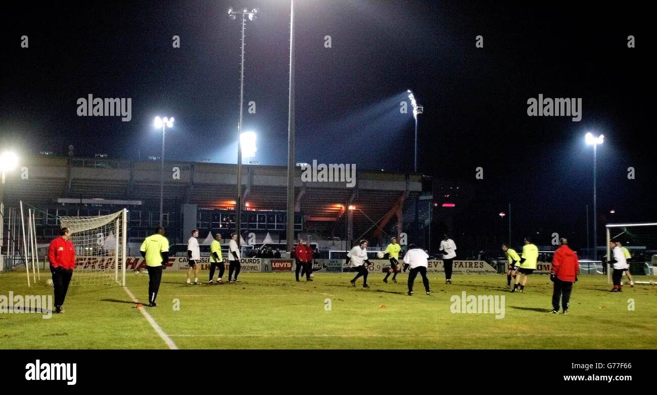 Liverpool Team Training Stock Photo - Alamy