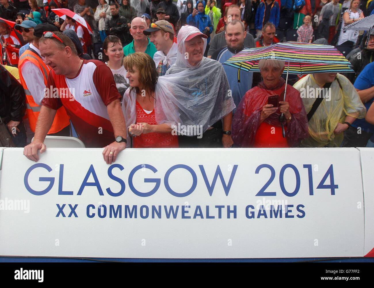 Commonwealth games crowds hi-res stock photography and images - Alamy