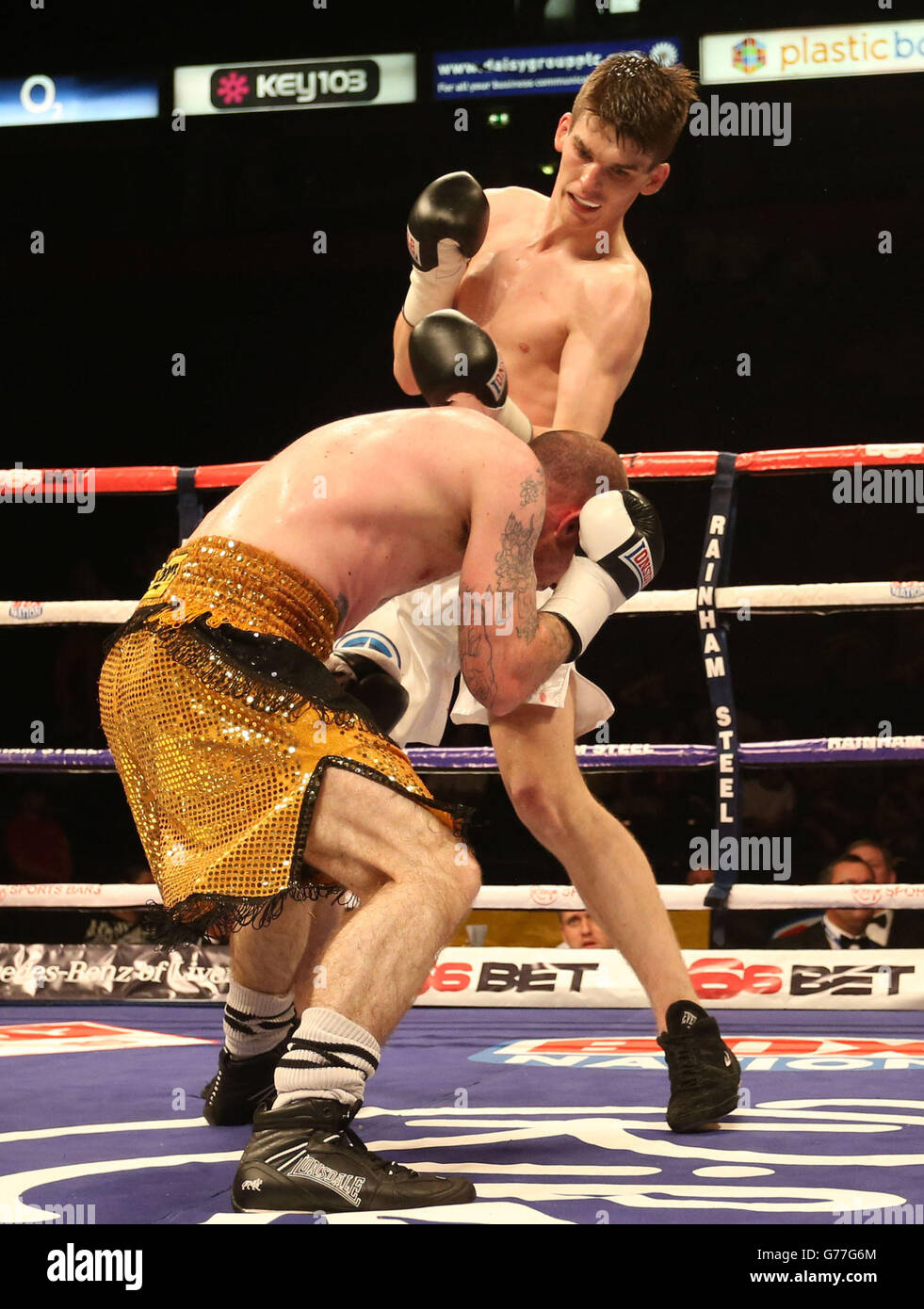 Boxing - Phones4U Arena - Manchester Stock Photo - Alamy