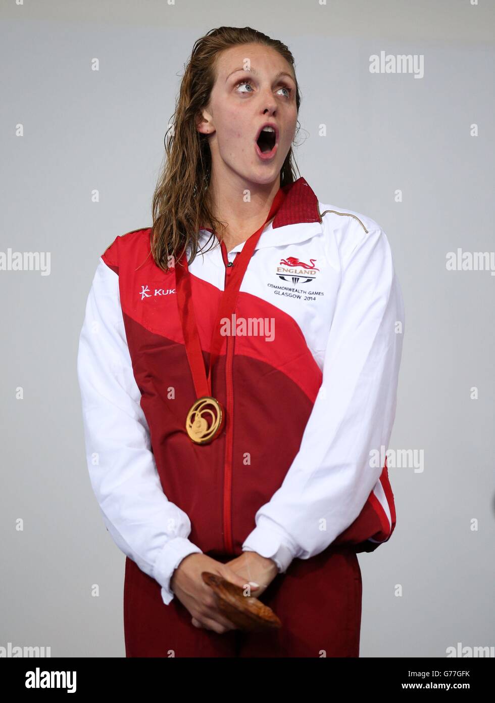 England's Francesca Halsall sings the national anthem with her gold ...