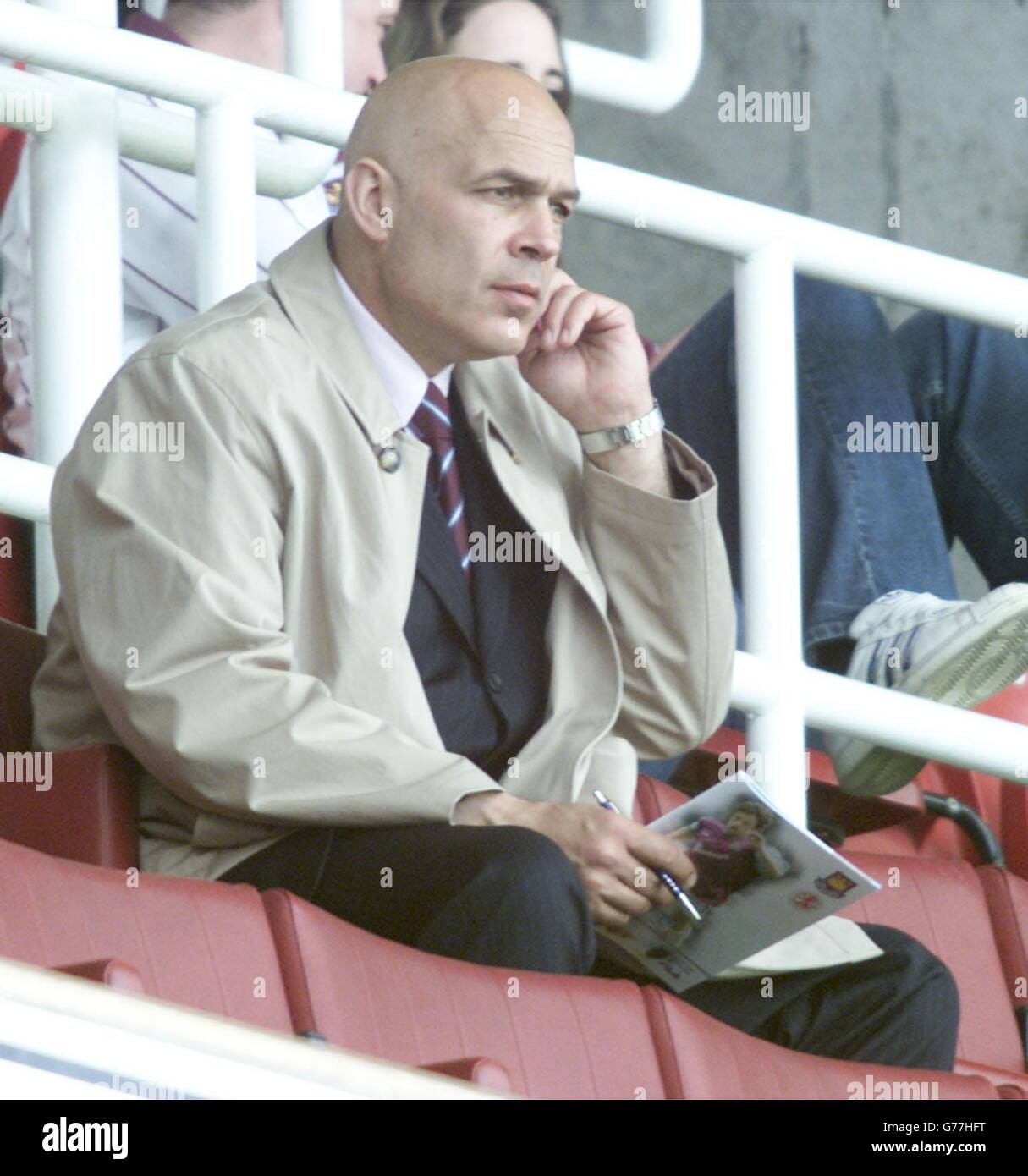 Middlesbrough fc manager hi-res stock photography and images - Alamy