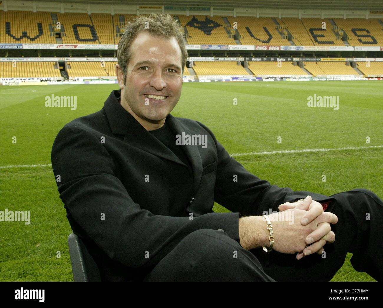 New Steve Bull Stand Stock Photo - Alamy