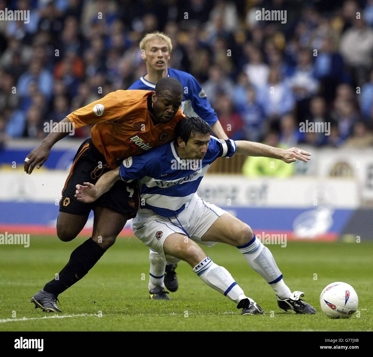 Wolverhampton Wanderers' striker Nathan Blake path to the ball is ...