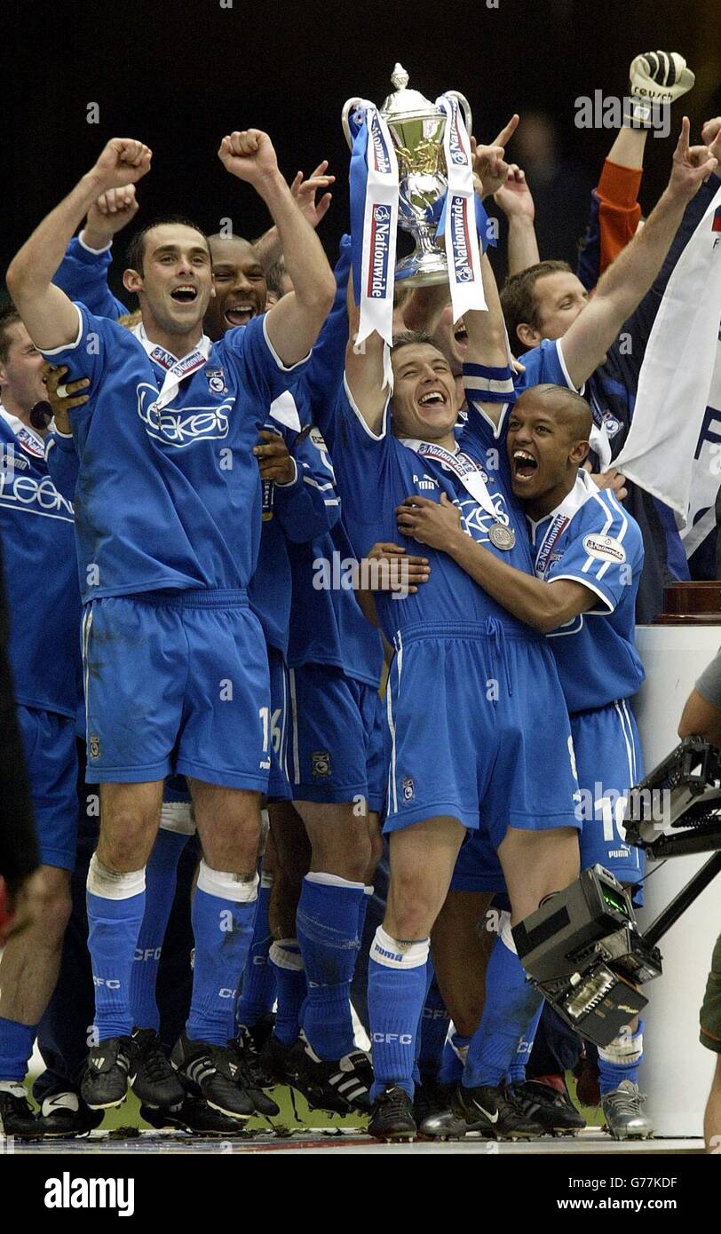Rangers second division trophy hi-res stock photography and images - Alamy