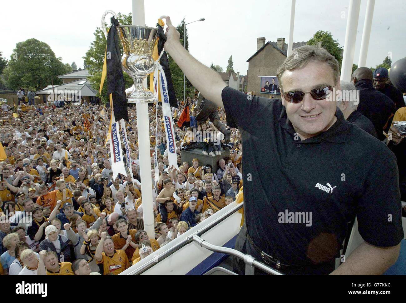 Wolves Celebrate Promotion Stock Photo - Alamy
