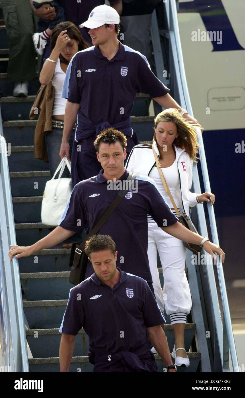 England squad return hi-res stock photography and images - Alamy