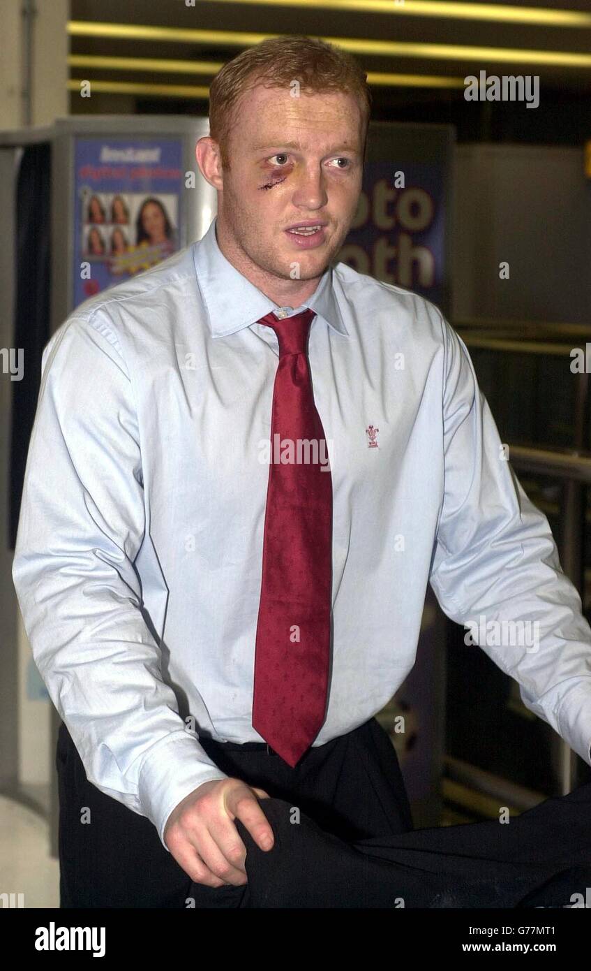 Welsh rugby team captain martyn williams arrives at heathrow airport hi ...