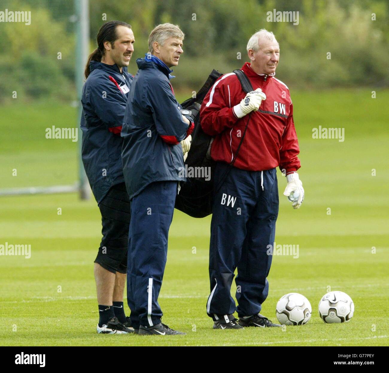 Arsenal goalkeeping coach bob wilson hi-res stock photography and ...