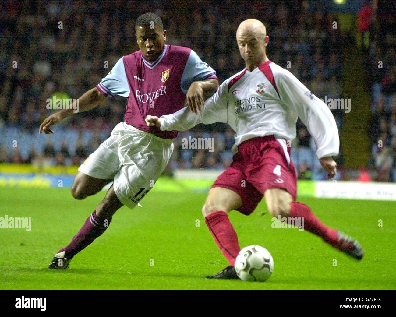 Aston Villa's Ulises de la Cruz (left) and Southampton's Chris Marsden ...
