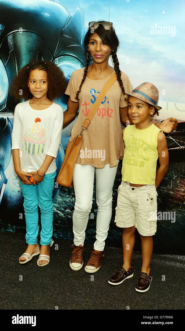 Sinitta with her children Magdalena and Zac arrive for a celebrity ...