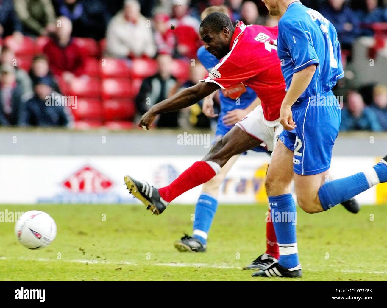Barnsley v stockport hi-res stock photography and images - Alamy