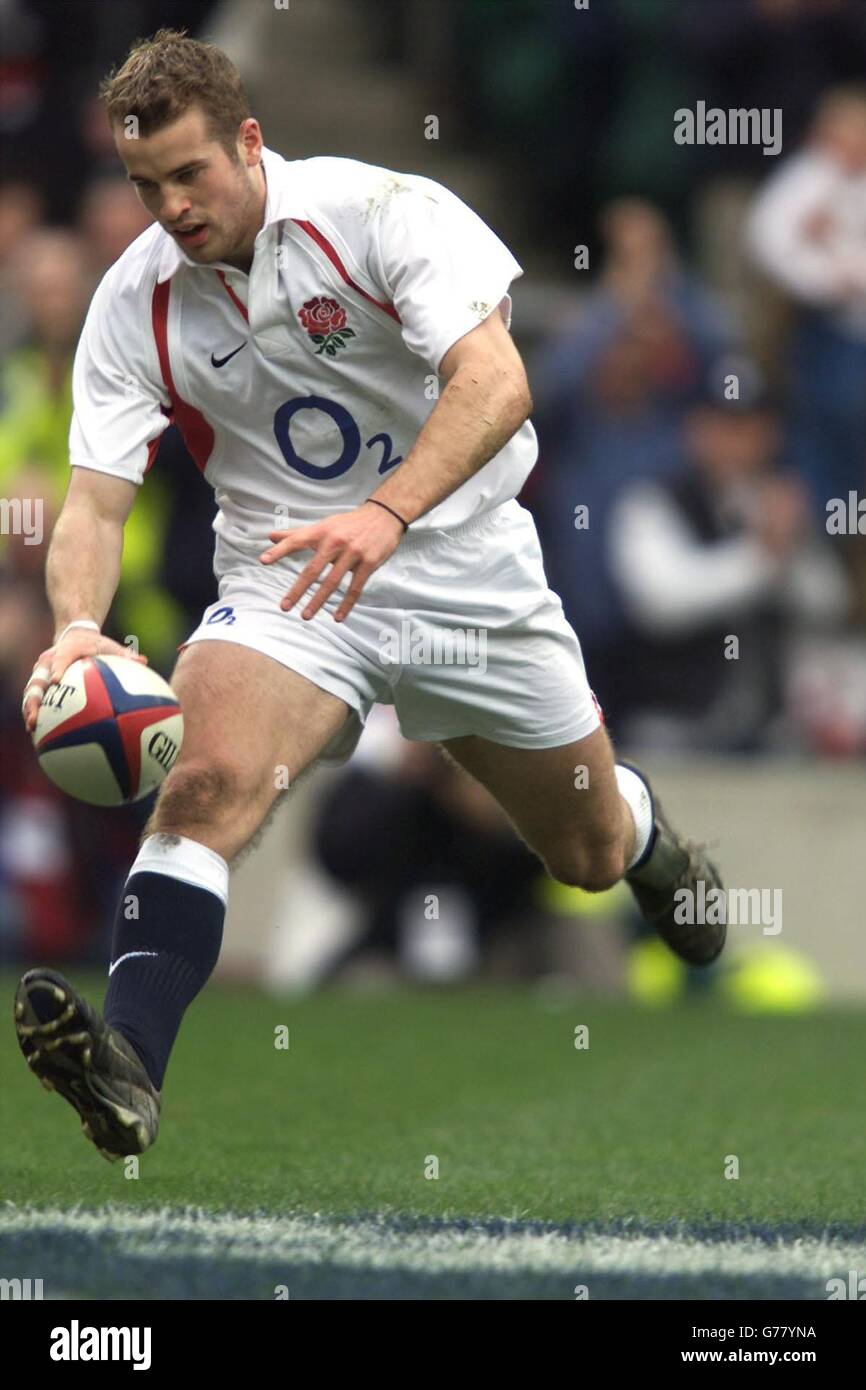 Sport rugby union action james simpson daniel hi-res stock photography ...