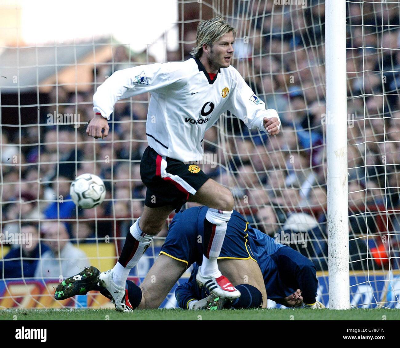 Football action scoring david beckham hi-res stock photography and ...