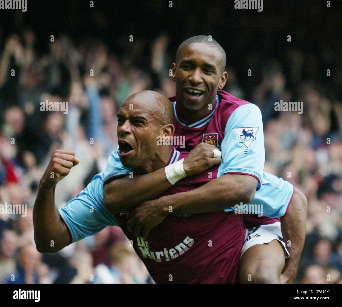 Sport football trevor sinclair hi-res stock photography and images - Alamy