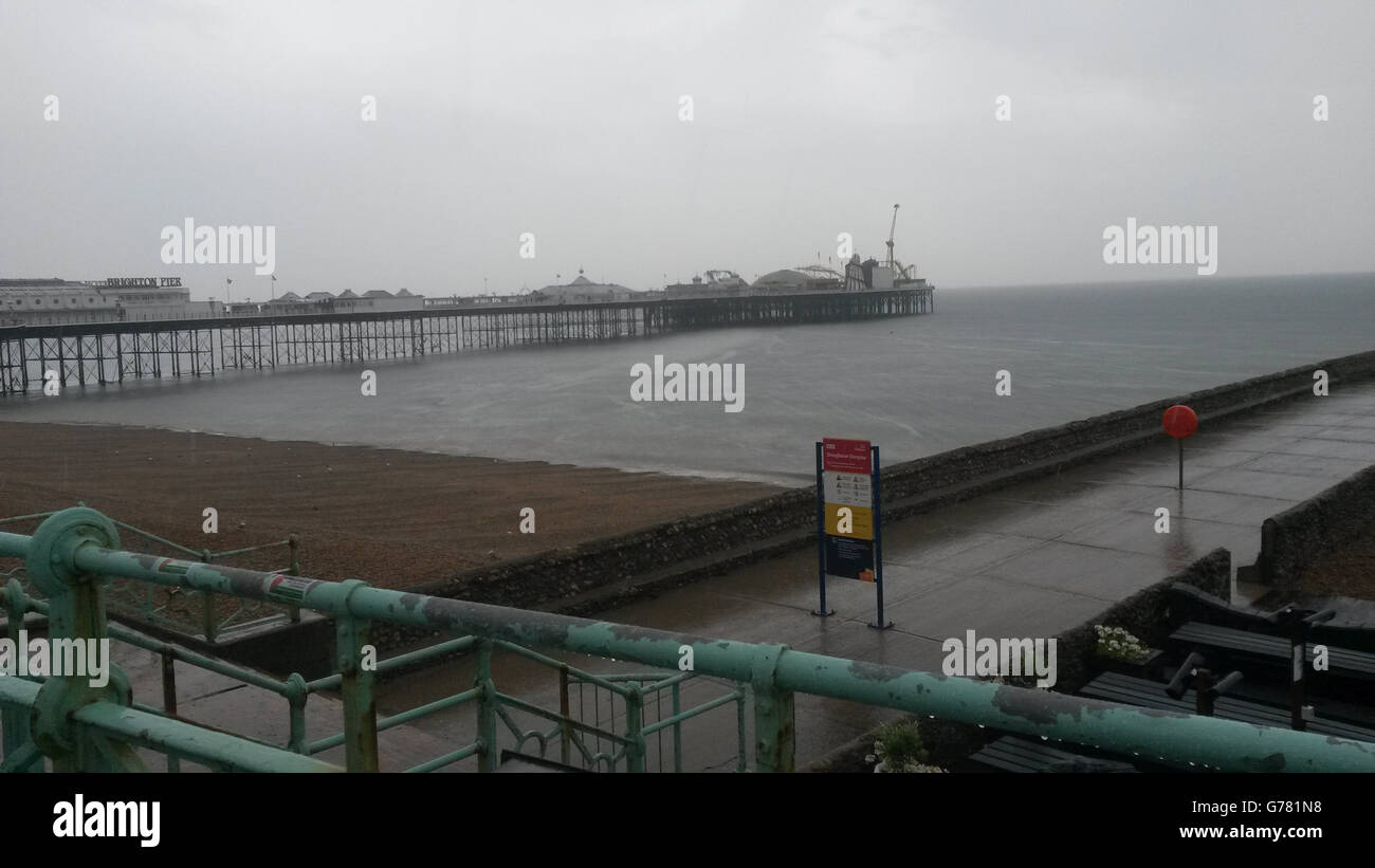 Summer weather hove hi-res stock photography and images - Alamy