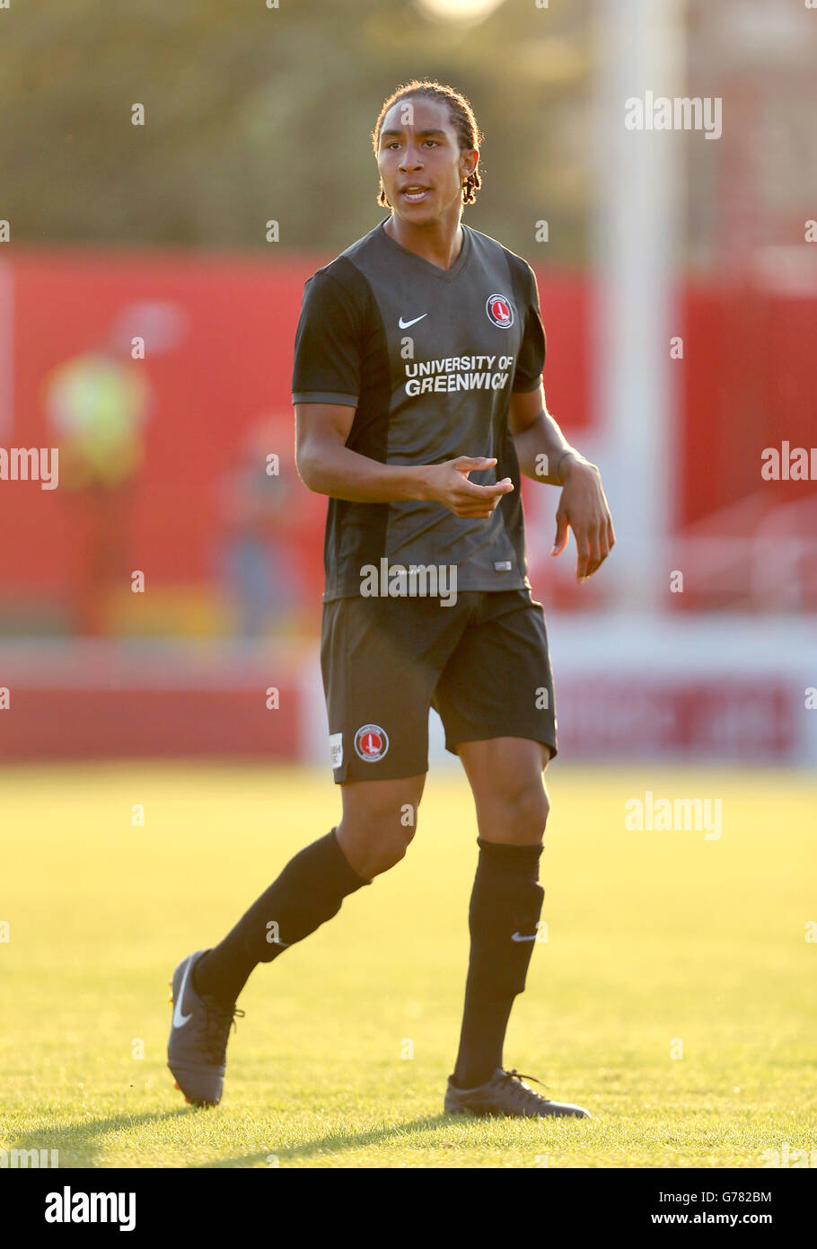 Stonebridge ebbsfleet hi-res stock photography and images - Alamy