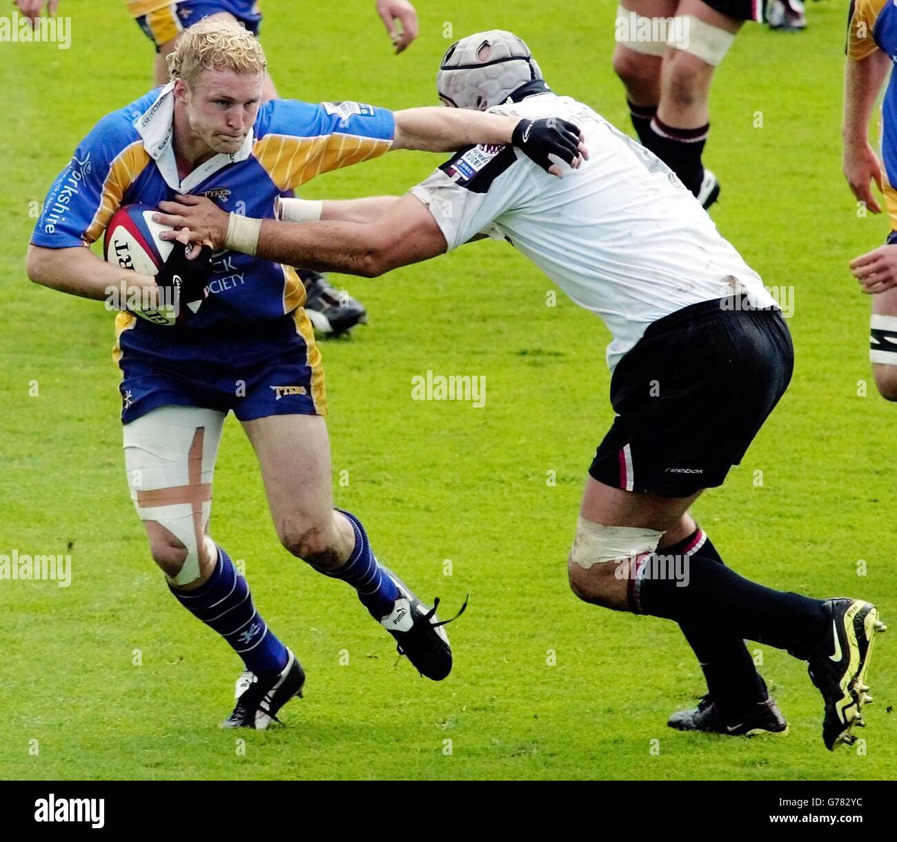 Action sport rugby union dan scarbrough hi-res stock photography and ...