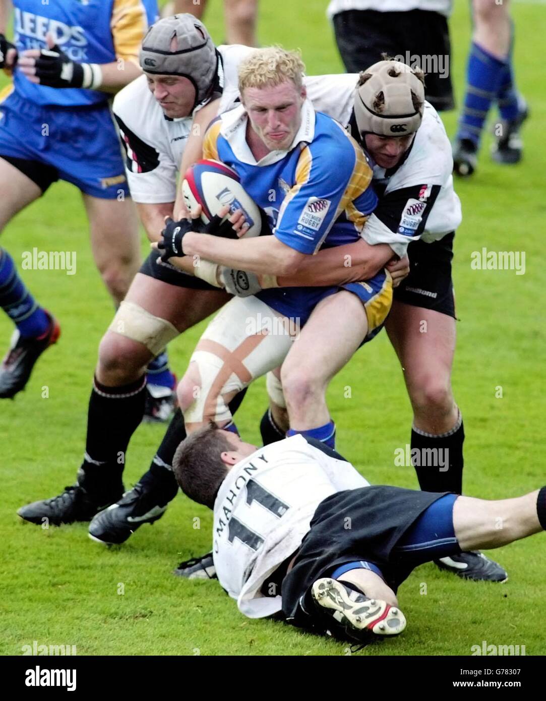 Action sport rugby union dan scarbrough hi-res stock photography and ...