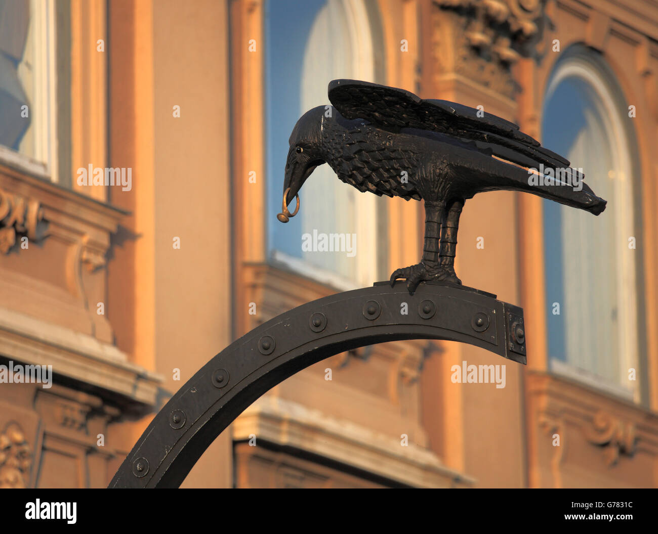 Statue budapest palace hi-res stock photography and images - Alamy