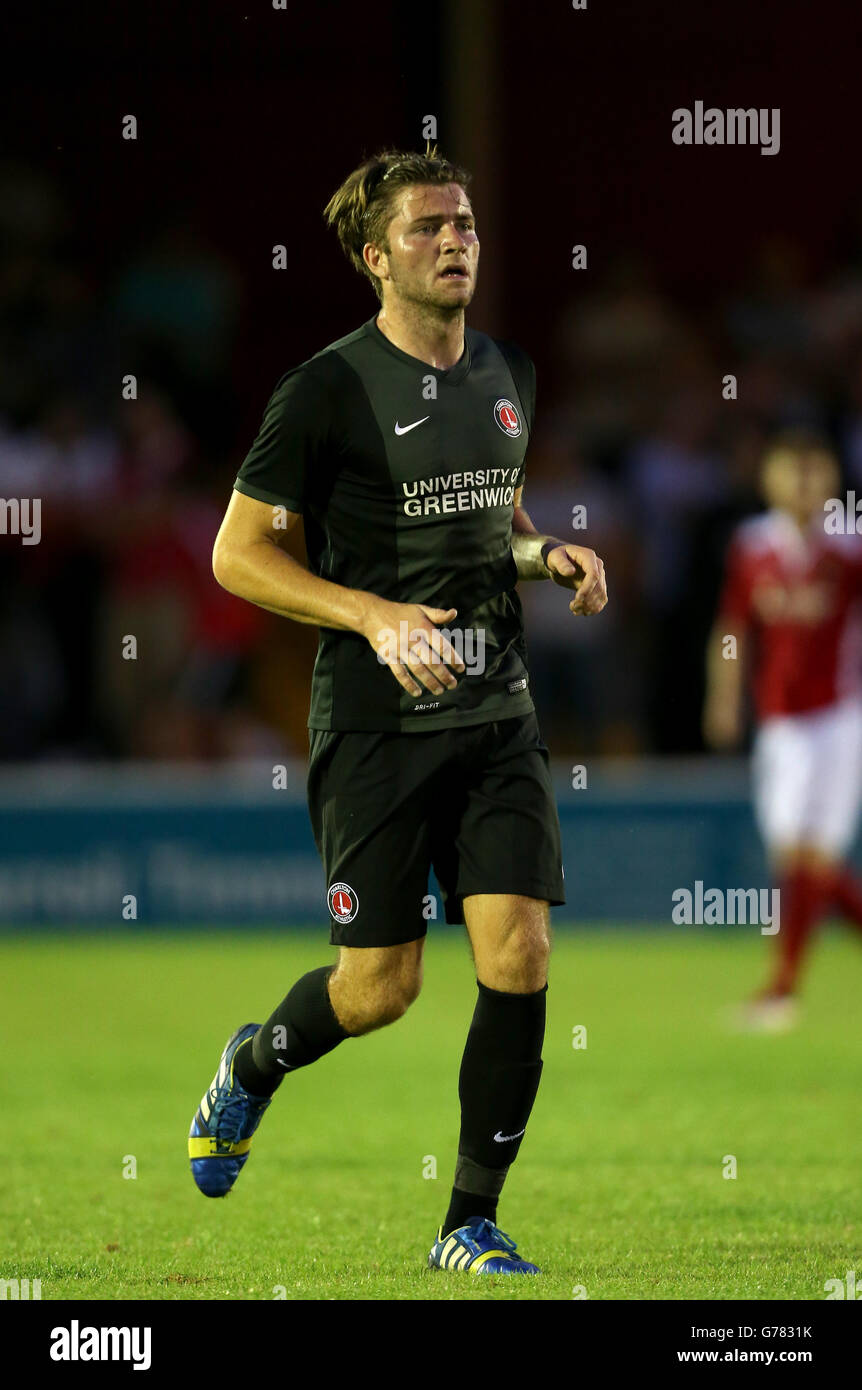 Stonebridge ebbsfleet hi-res stock photography and images - Alamy