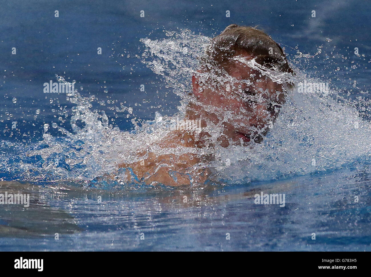 Commonwealth diving splash hi-res stock photography and images - Alamy