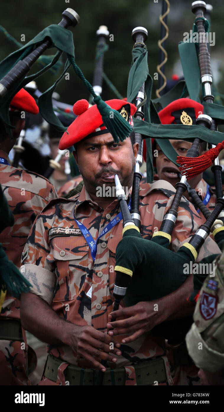 Oman royal army hi-res stock photography and images - Alamy