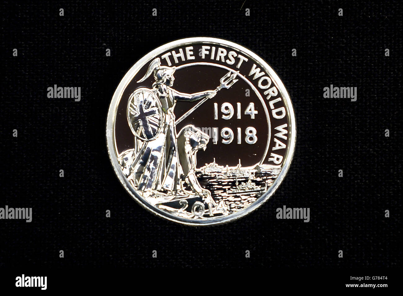 WW1 Â£20 coin Stock Photo - Alamy