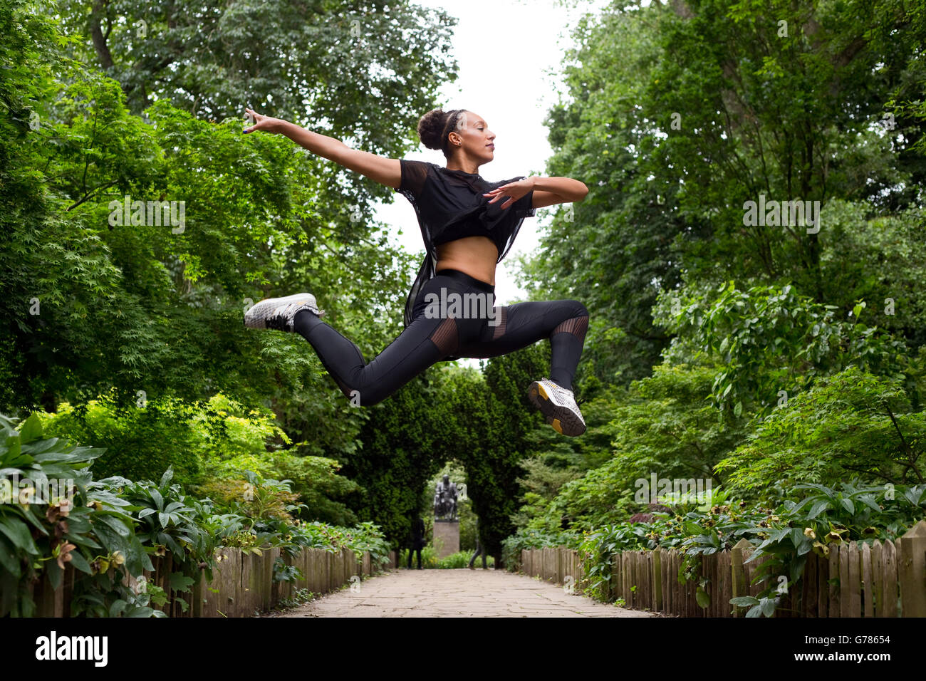 jazz dancer making a jump outdoors Stock Photo - Alamy