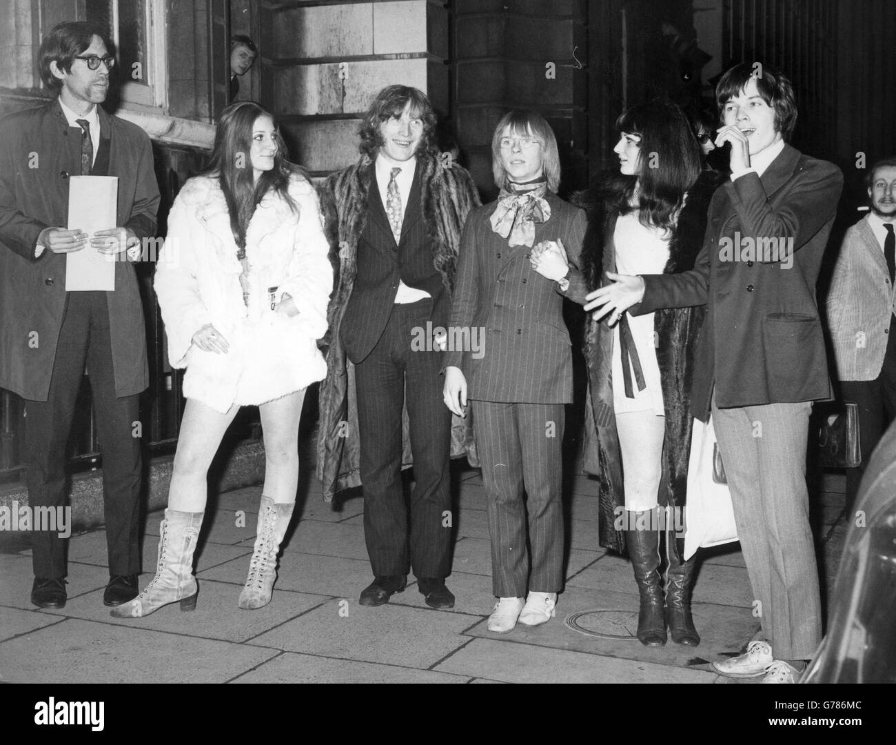 (l-r) American research worker Stephen Abrams, 29, Susan Zeiger (aka ...