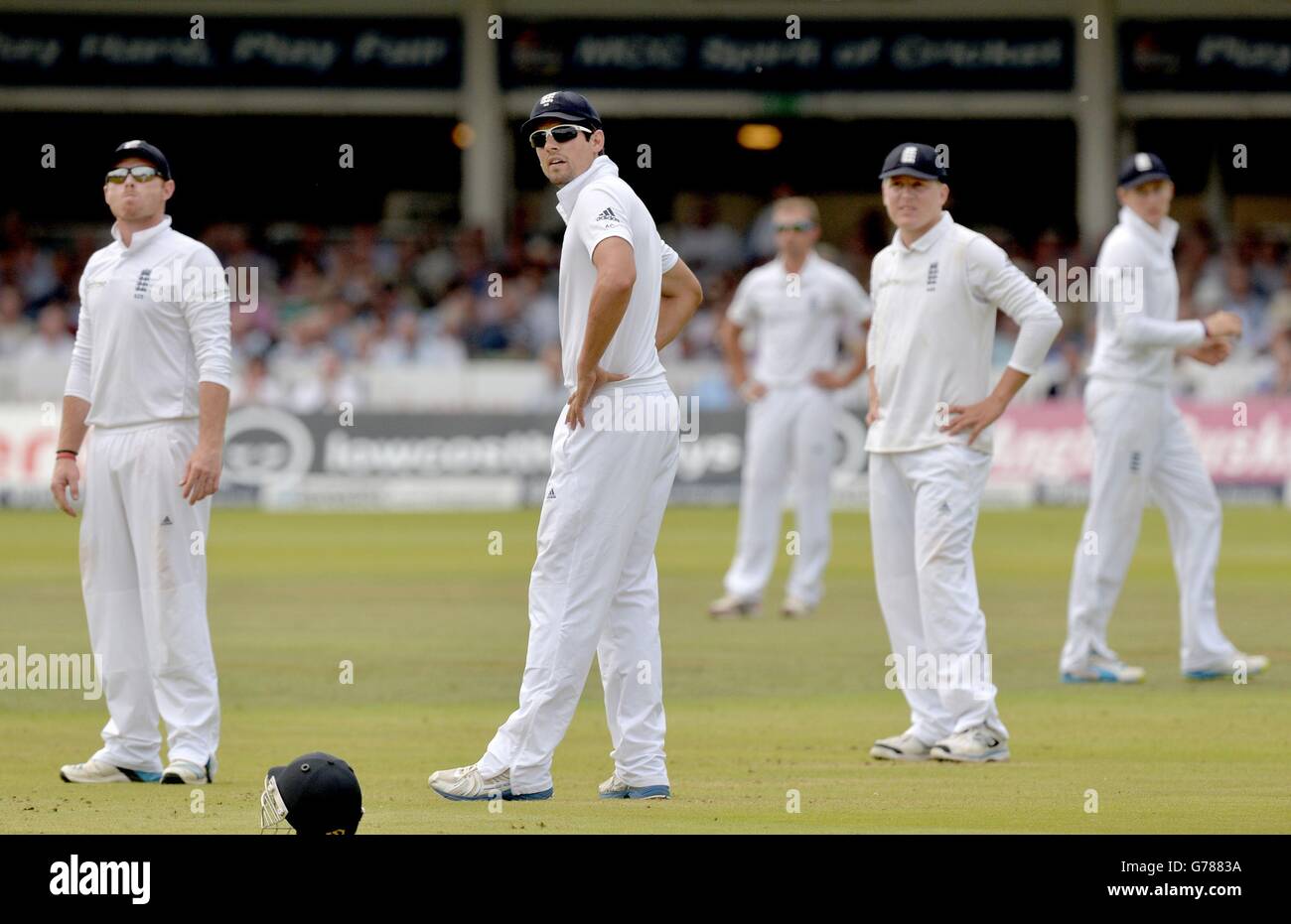 Alastair cook and ian bell at lords cricket ground hi-res stock ...