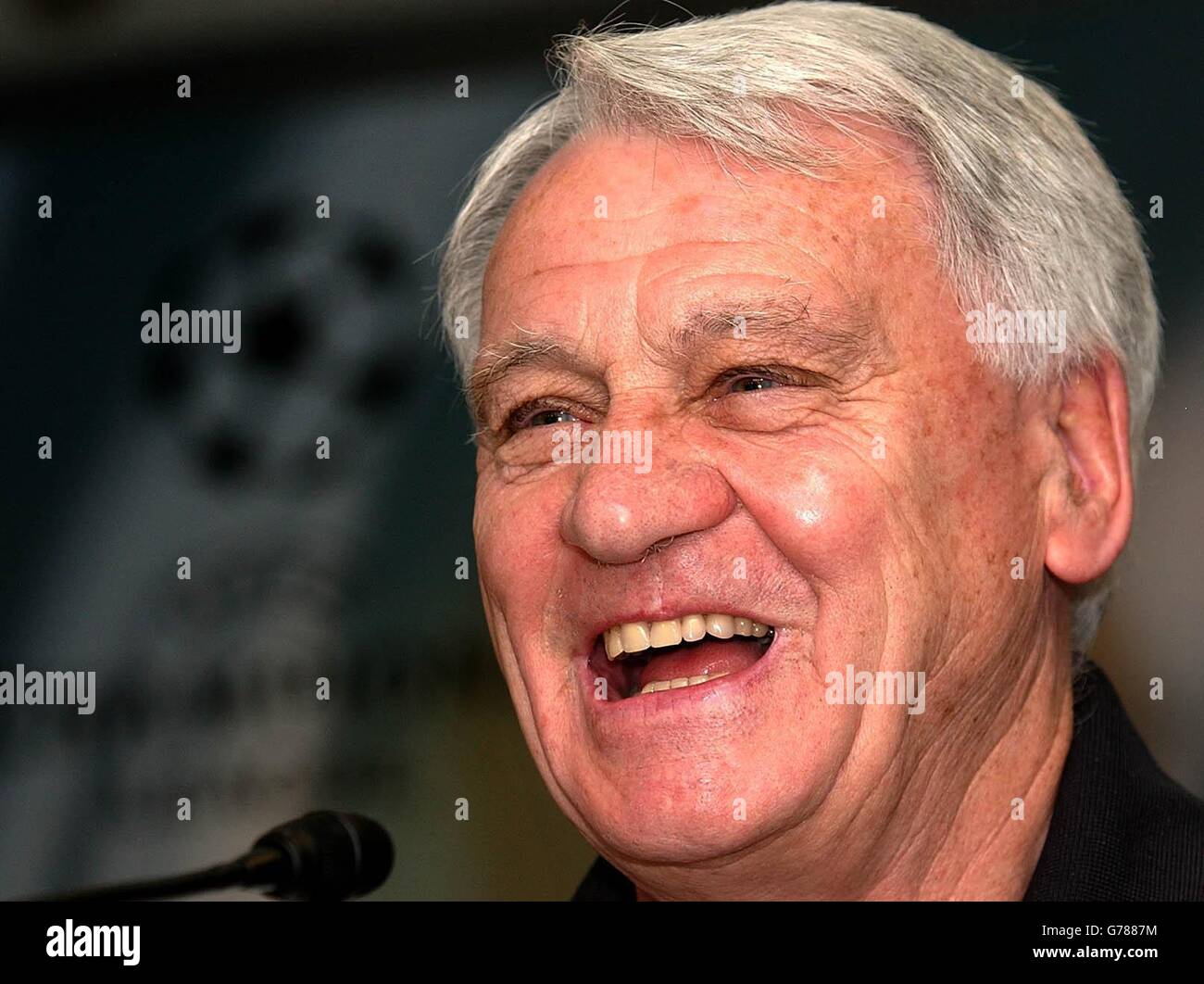 Newcastle press conference - Sir Bobby Robson Stock Photo - Alamy