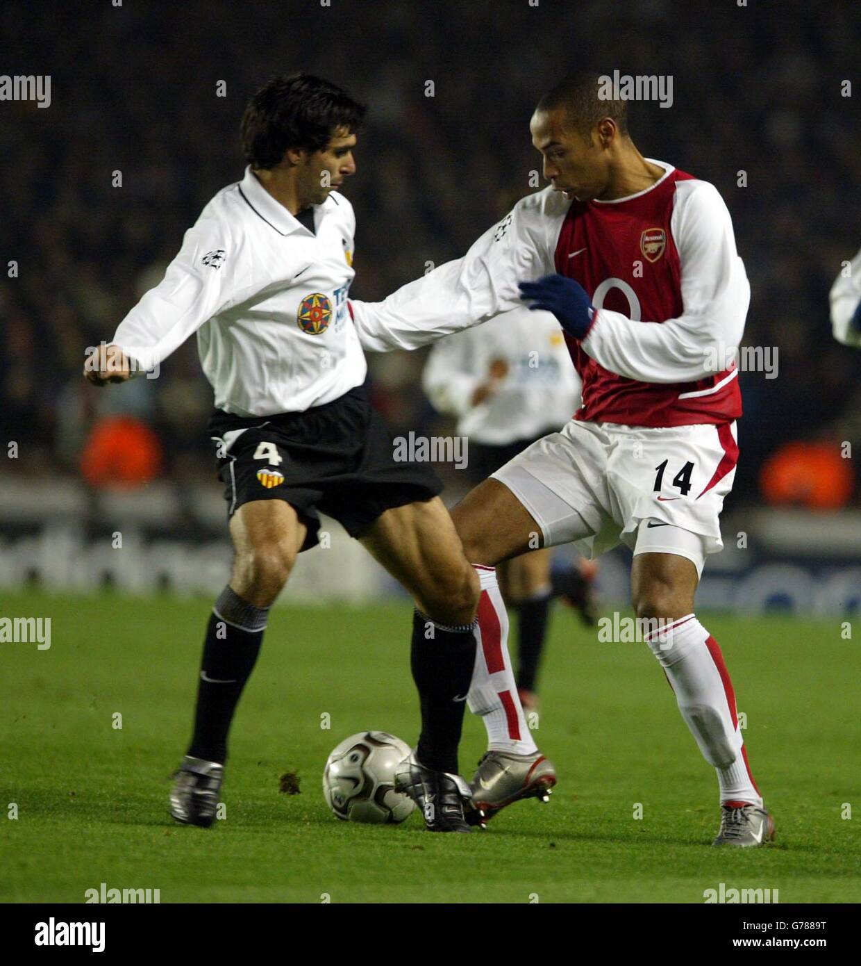 Arsenal v valencia thierry henry hi-res stock photography and images ...