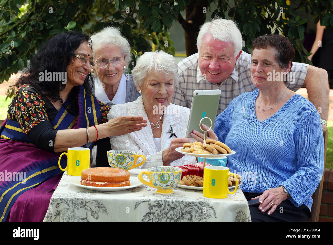 Charity teaparty hi-res stock photography and images - Alamy